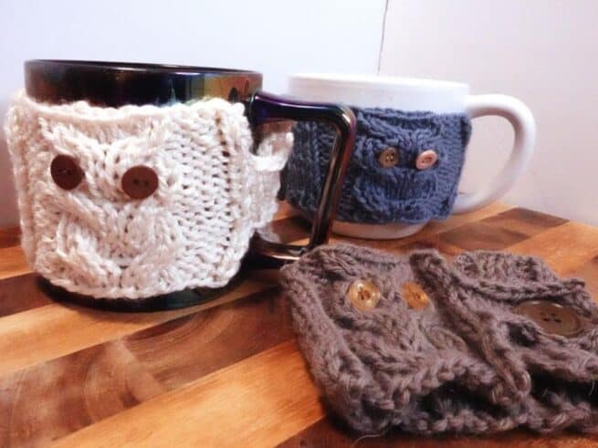 How to make a knitted owl mug cozy, free pattern